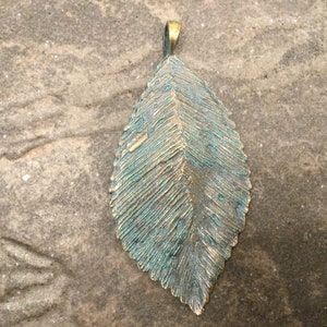 Large Leaf Charm Pendants in Antique Bronze With Green Patina Finish ...