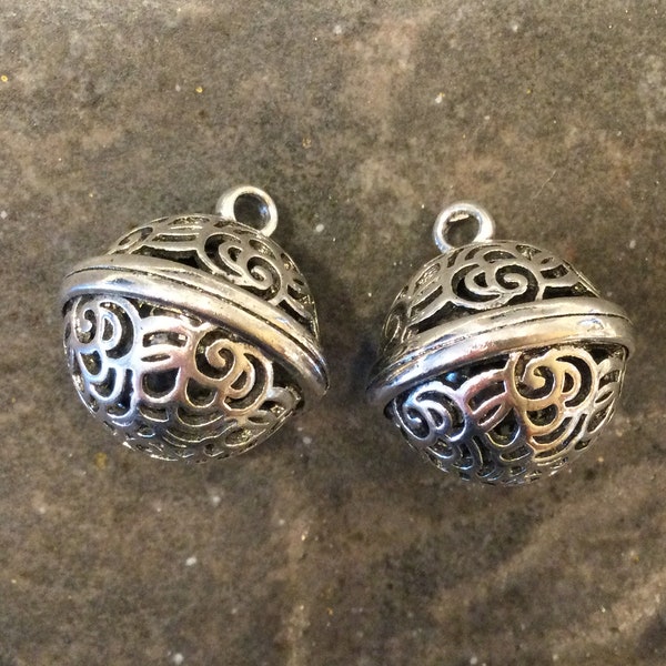 Filigree - Etsy