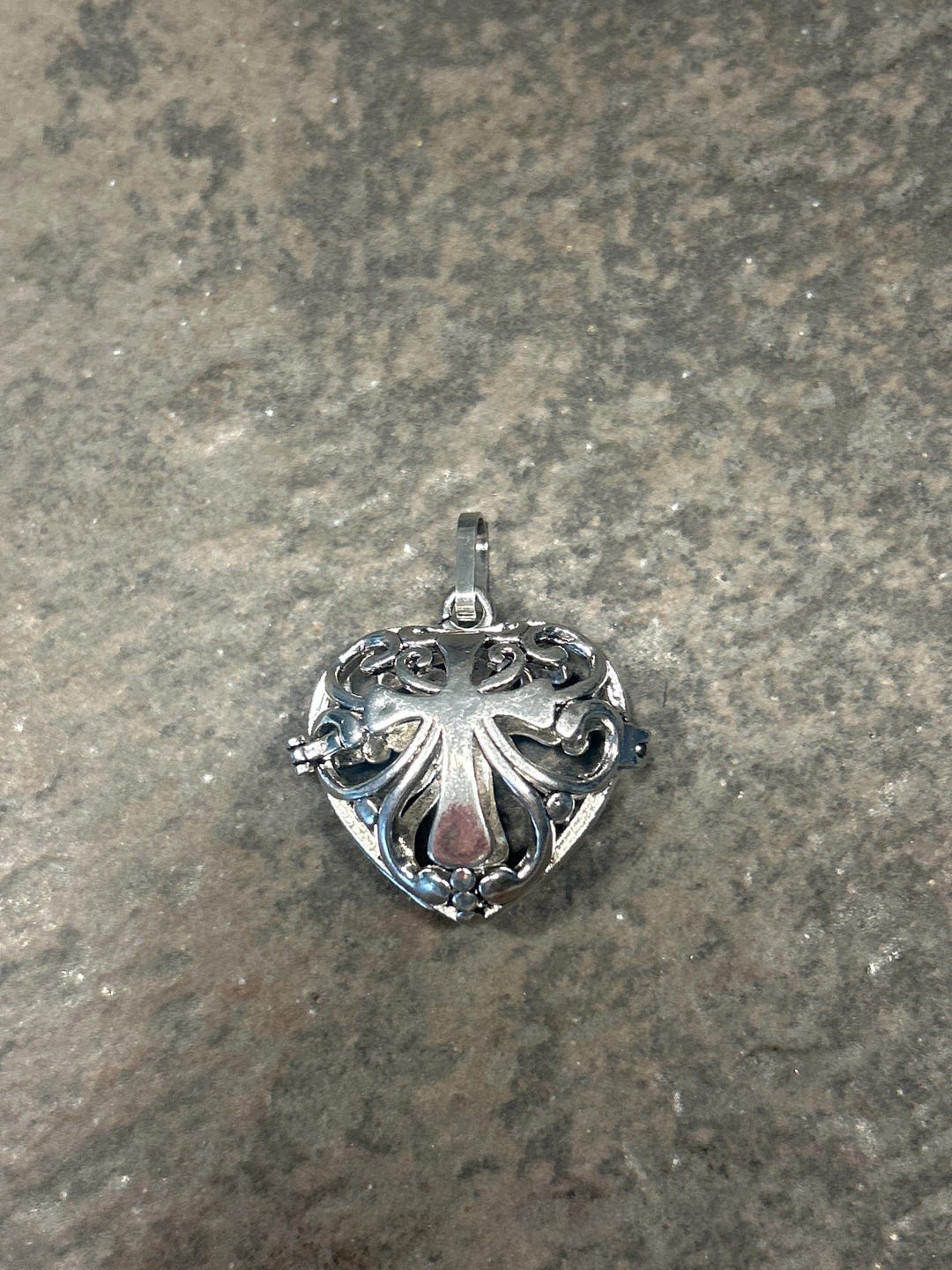 Heart Shape With Cross Silver Filigree Diffuser Locket Charms With Side ...