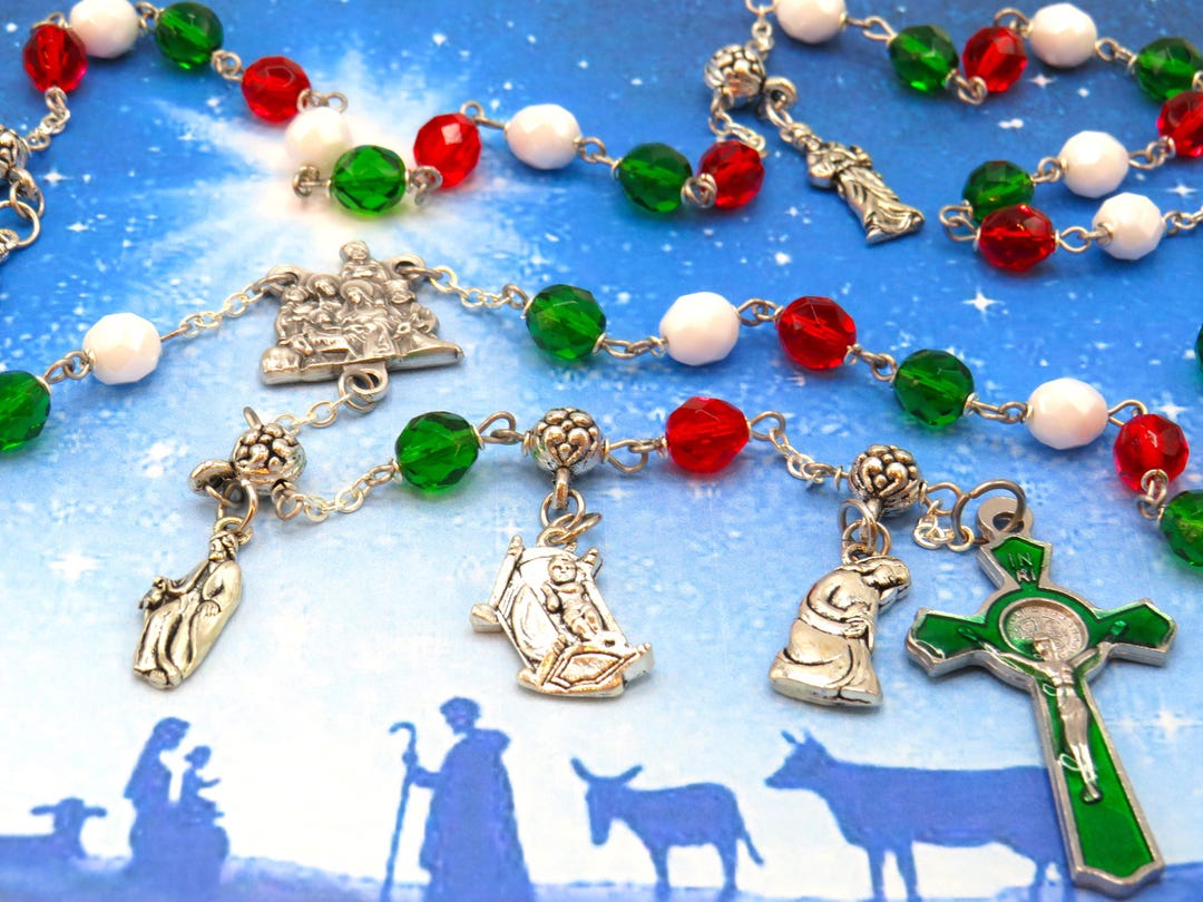 Nativity Christmas Rosary - Czech Red, Green and White Glass 8mm Beads ...