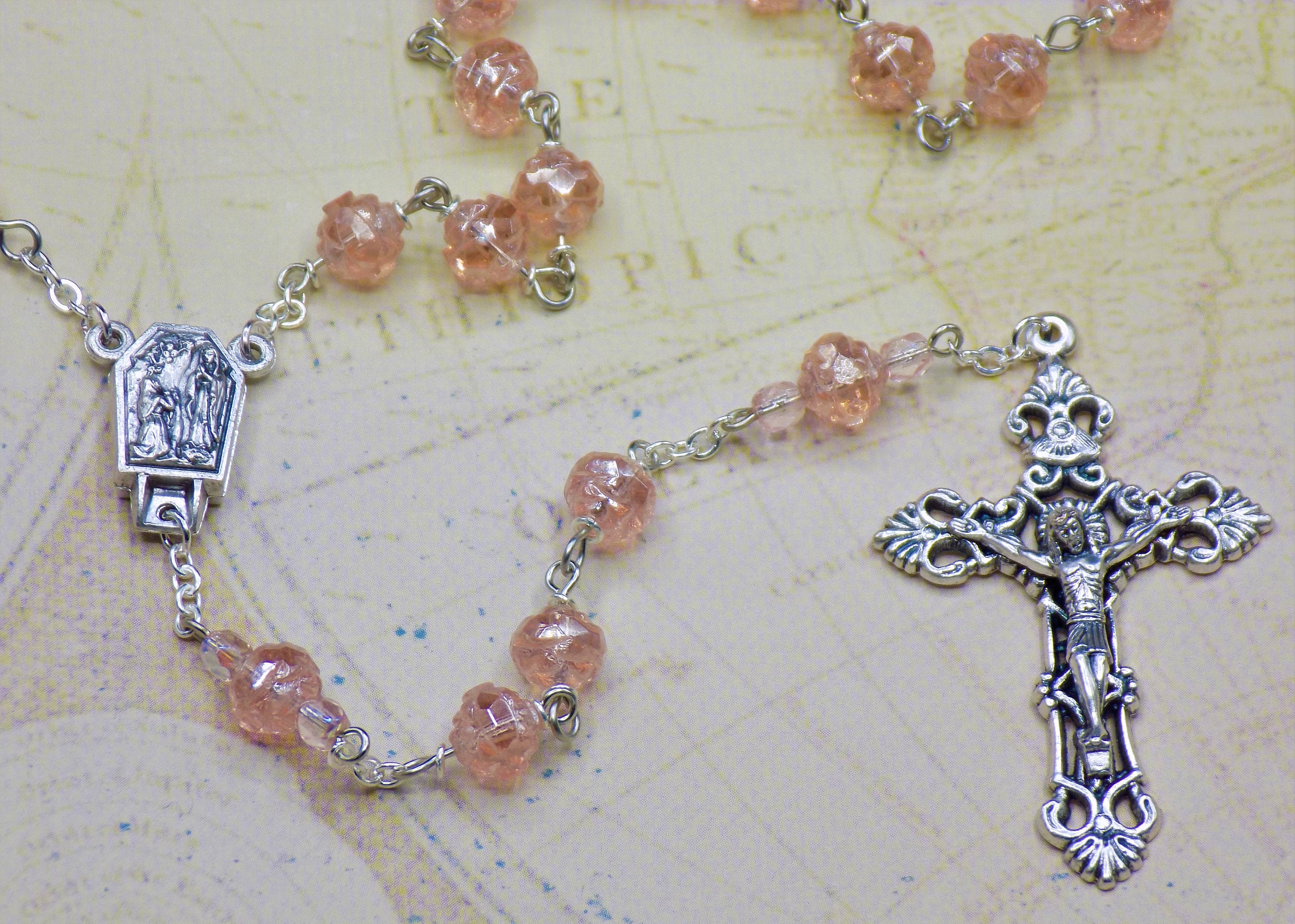 Czech Rosaline Rosebud Rosary - Rosaline Luster Rosebud Glass 8mm Beads ... Czech Rosaline Rosebud Rosary - Rosaline Luster Rosebud Glass 8mm Beads ...