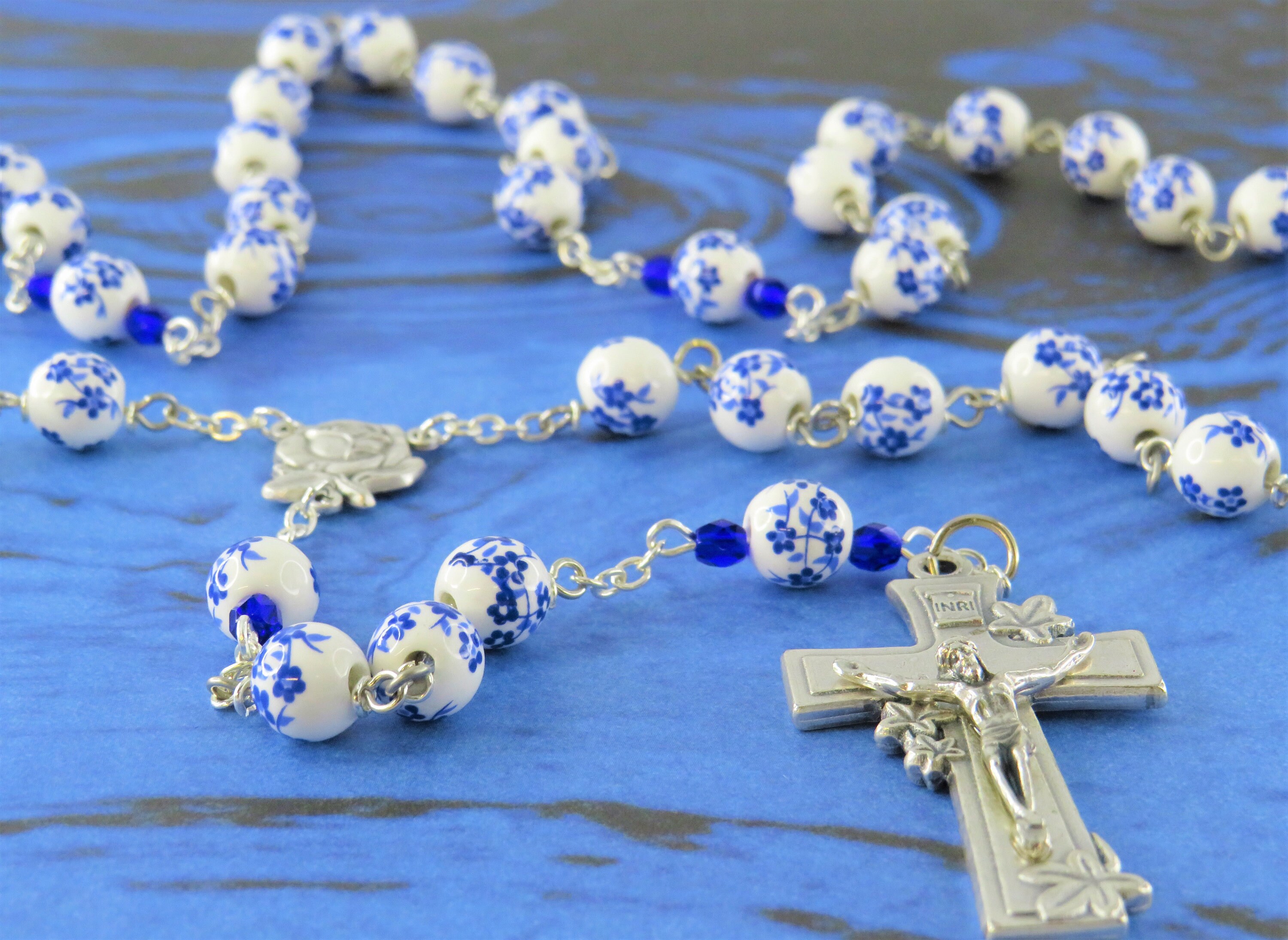 White & Blue Flower Rosary - White and Blue Flower Ceramic Beads ...