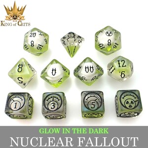 Nuclear Fallout Exclusive 11 Dice Set Glow in the Dark Nuke Wasteland ...