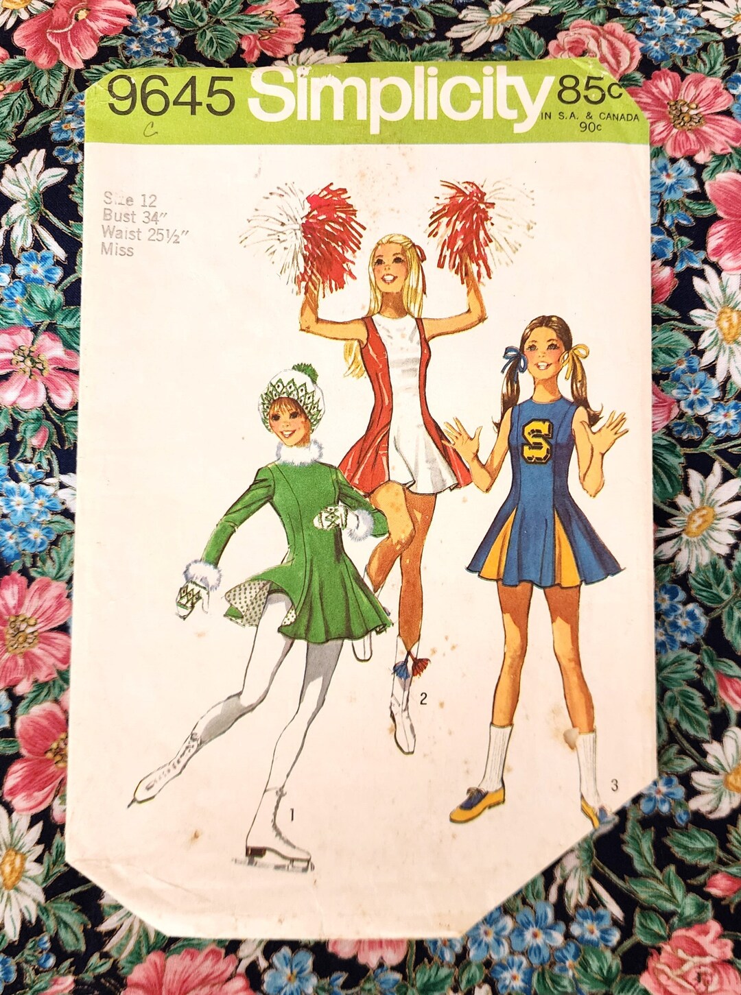 Cheerleader Pattern, Simplicity 9645, Size 12, 70s Girls Cheerleader ...