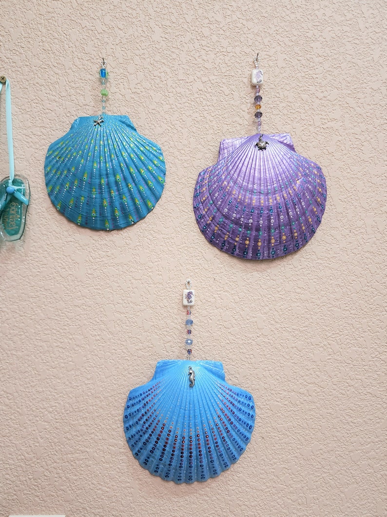 Painted Dot Art Shell, Peacock Inspired Hand Painted Scallop Shell ...