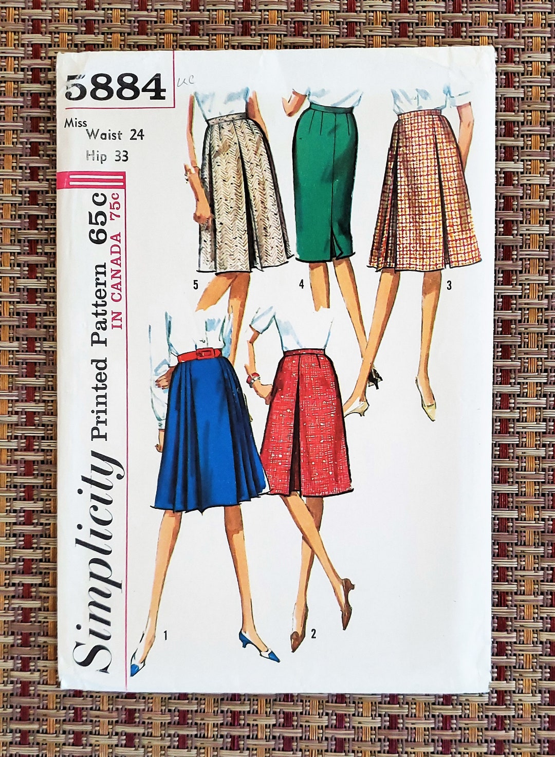 60's Box Pleat Skirt Pattern, UNCUT, Simplicity 5884, Size Waist 24 ...