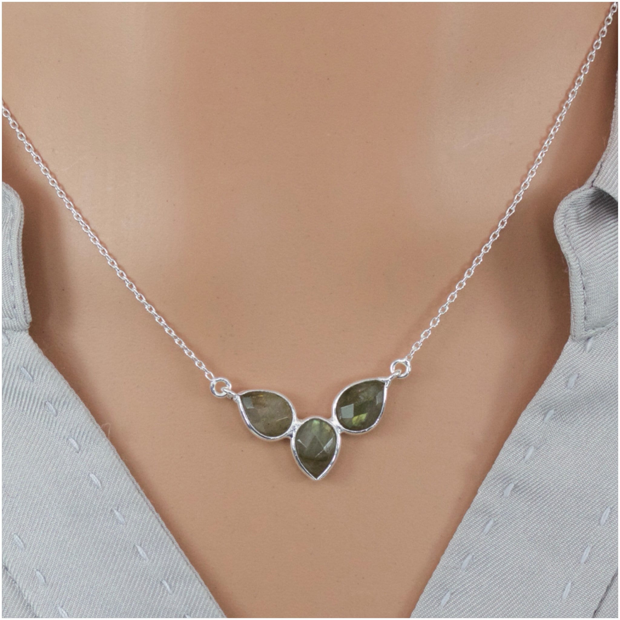 Sophisticated Sterling Silver Pear-shaped Checkerboard Cut Natural ...