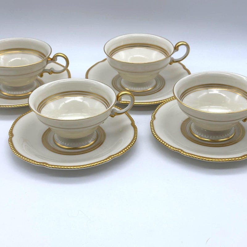 Footed Tea Cups - Etsy