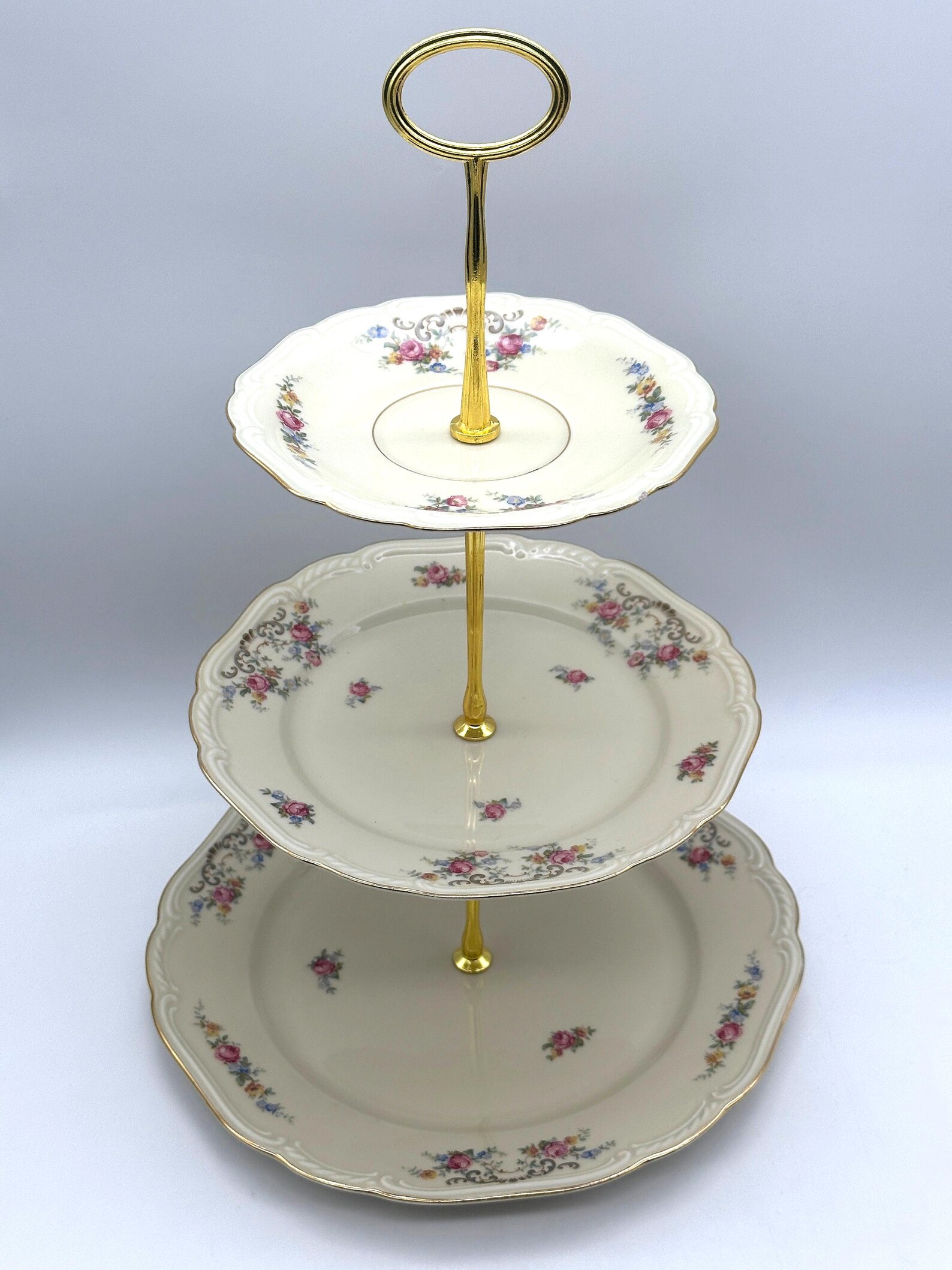 PMR Jaeger & Co. 3 Tier Stand / Desserts / Tea Party / Cupcakes ...