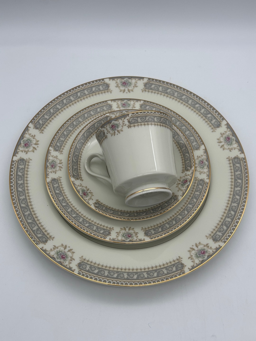 4 PIECE PLACE SETTING Richelieu Pattern by Mikasa / Wedding / Bridal ...