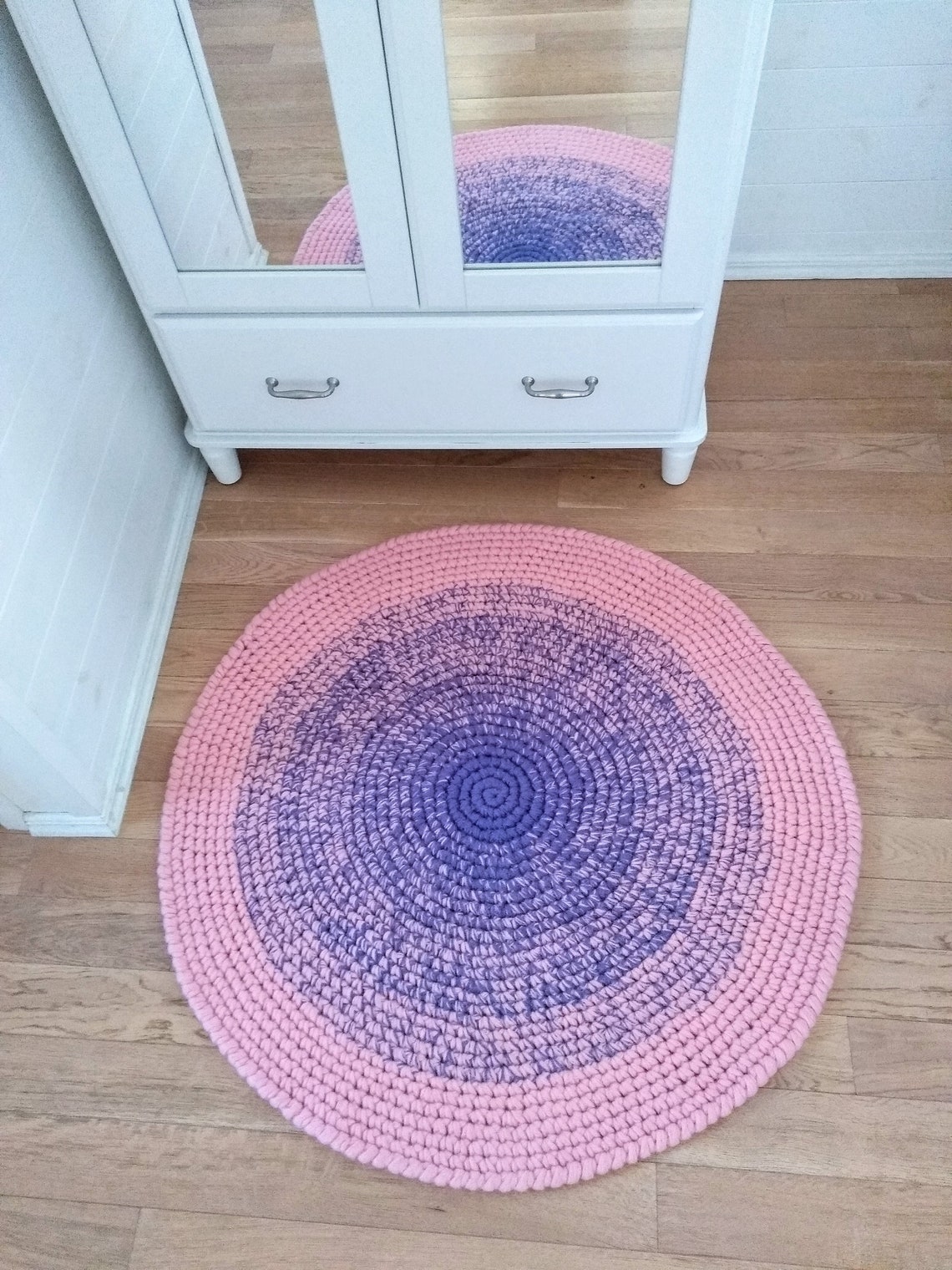 Round Crochet Wool Rug Pink Purple Ombre Bedroom Nursery - Etsy