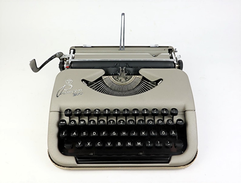 Princess 100 Vintage Typewriter Matt Gray With Case From 1955 With ...