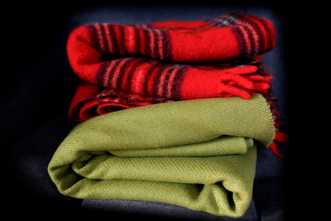 Vintage Wool Red Blue Plaid Faribo Sm Blanket / Avocado Green Wool ...