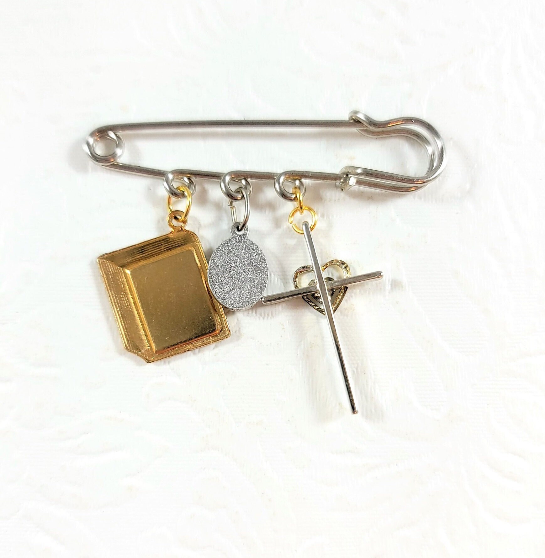 Safety Pin Religious Brooch / Re-purposed Bible Charm / - Etsy