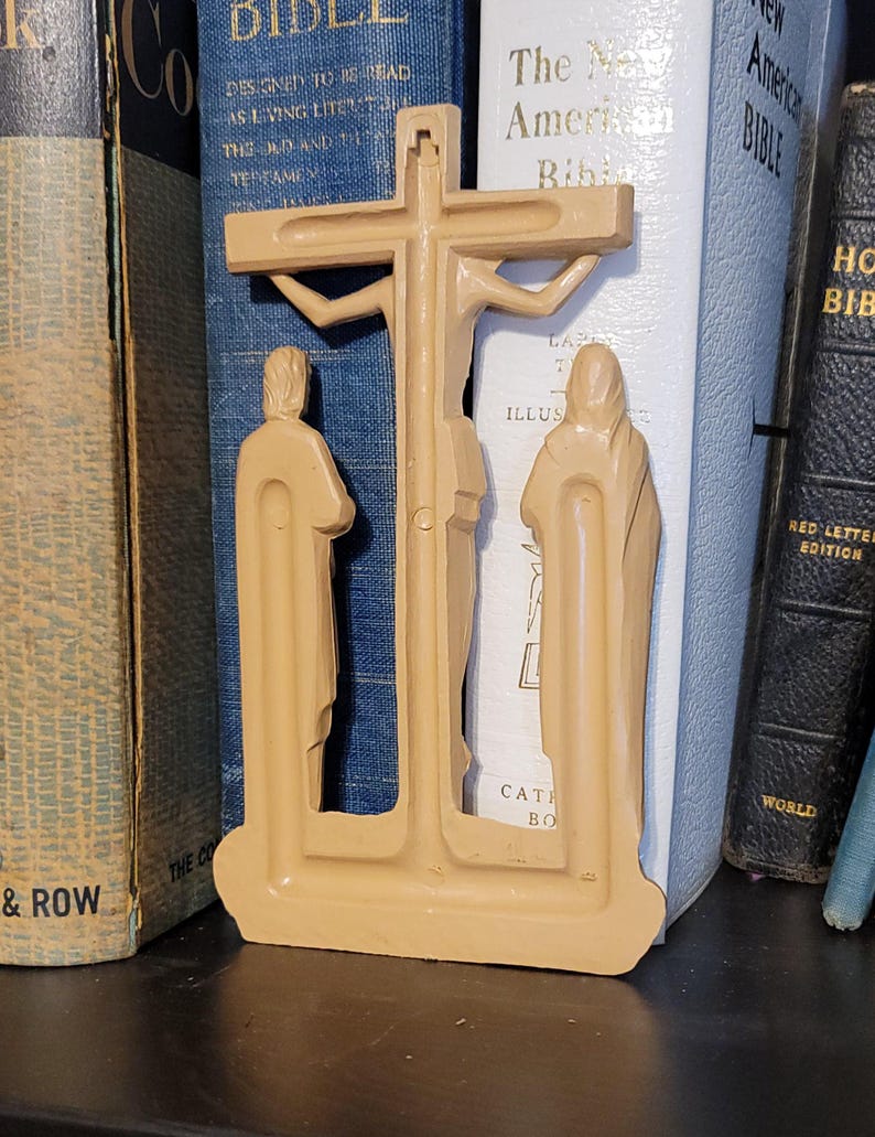 Vintage Plastic Jesus Crucifixion Plaque Mary Joseph Plaque / Religious ...