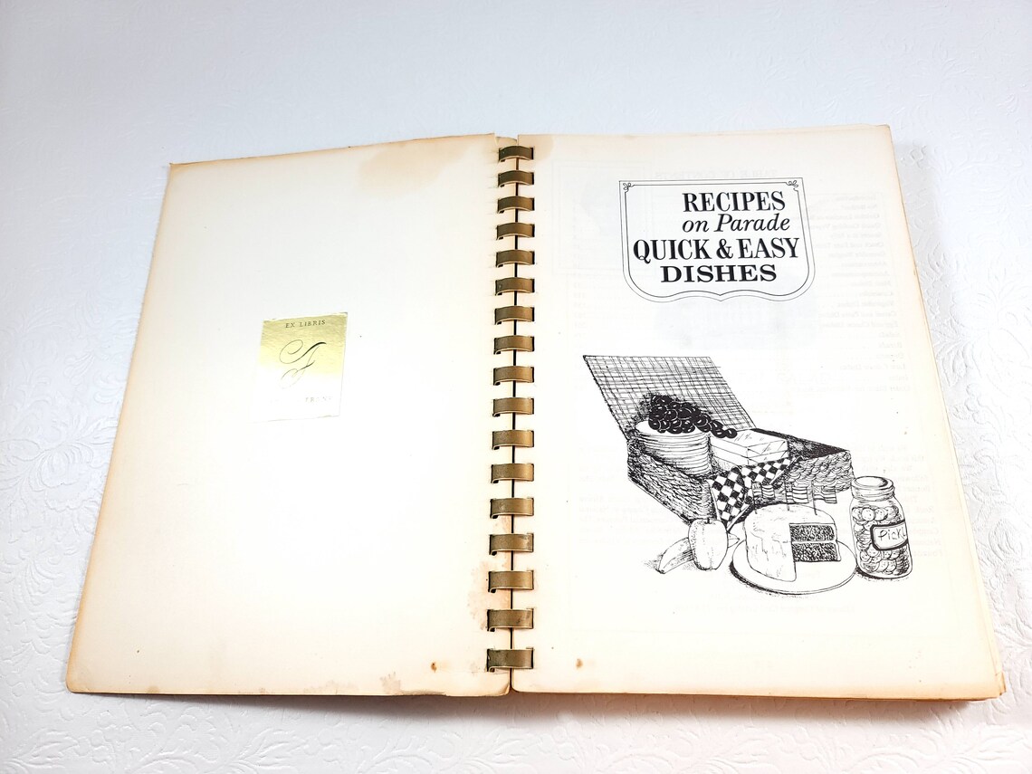 Recipes on Parade Quick & Easy Dishes / 1969 / 1000 World Wide - Etsy