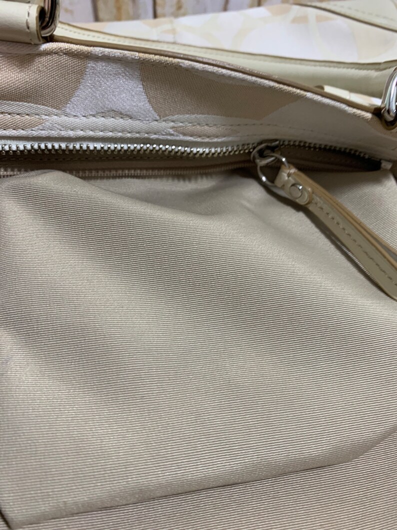 Coach Hampton Optic Signature Stripe Medium Carryall Satchel in Cream ...