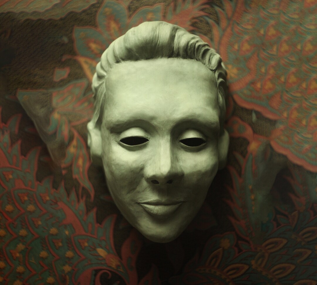 Creepy Girl Haunted Woman Vintage Style Polyurethane Mask Lady Liberty ...