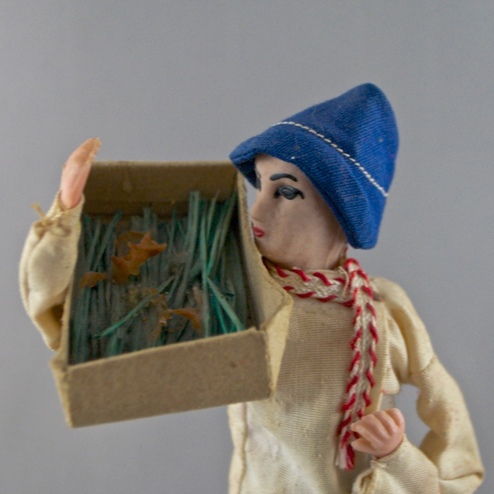 Israel Vintage Vinyl Street Vendor Doll Dressed in Traditional Costume ...