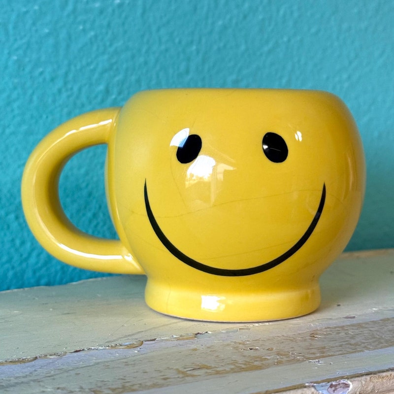 Smiley Face Coffee Mugs - Etsy
