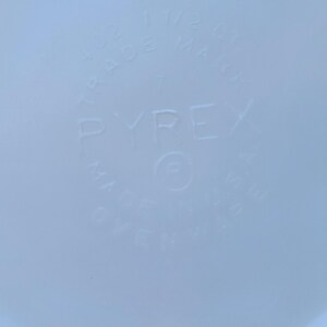 Pyrex 402 Amish Butterprint Mixing Bowl - Etsy