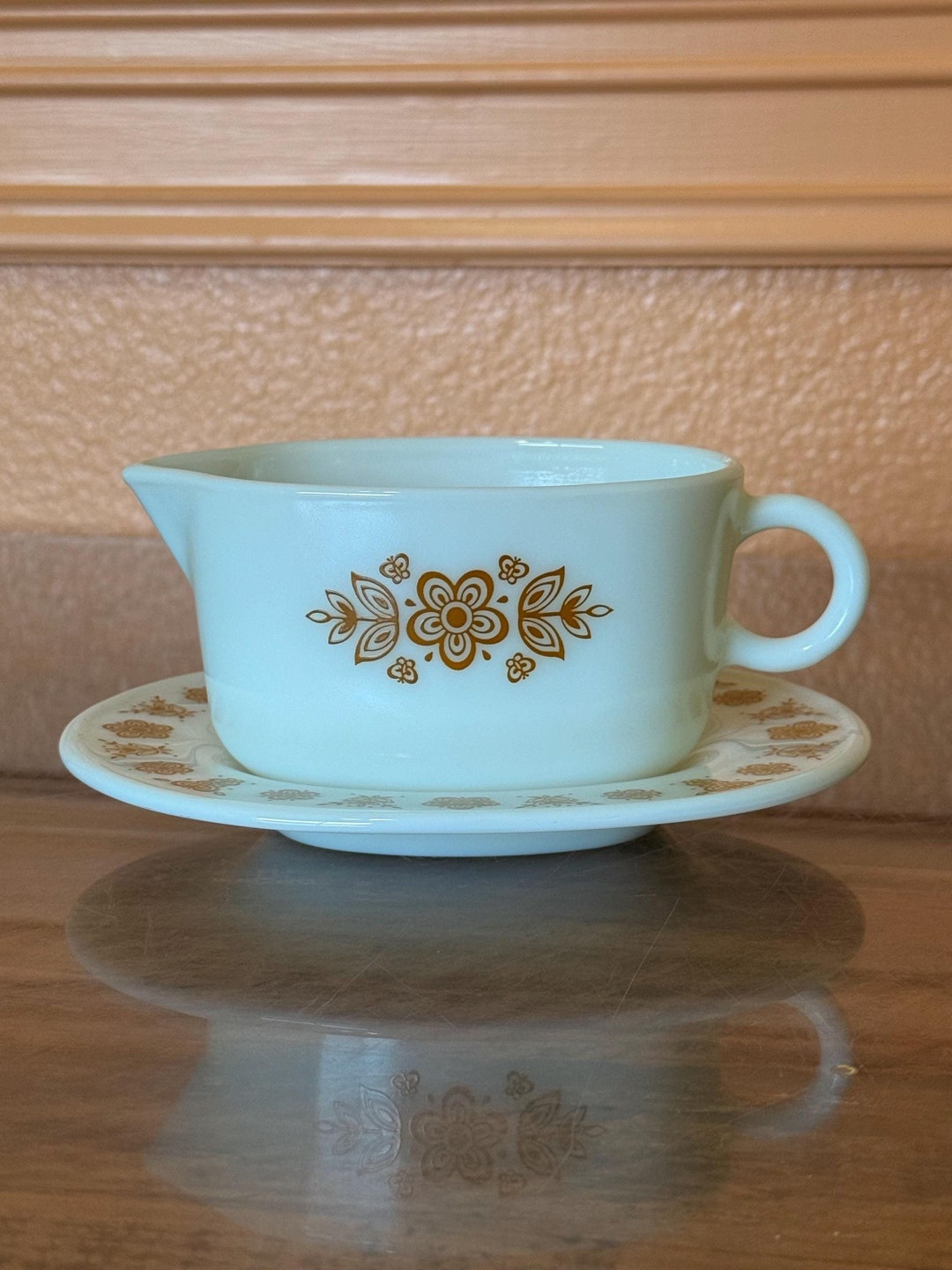 Vintage Pyrex Butterfly Gold Gravy Dish With Underplate - Etsy