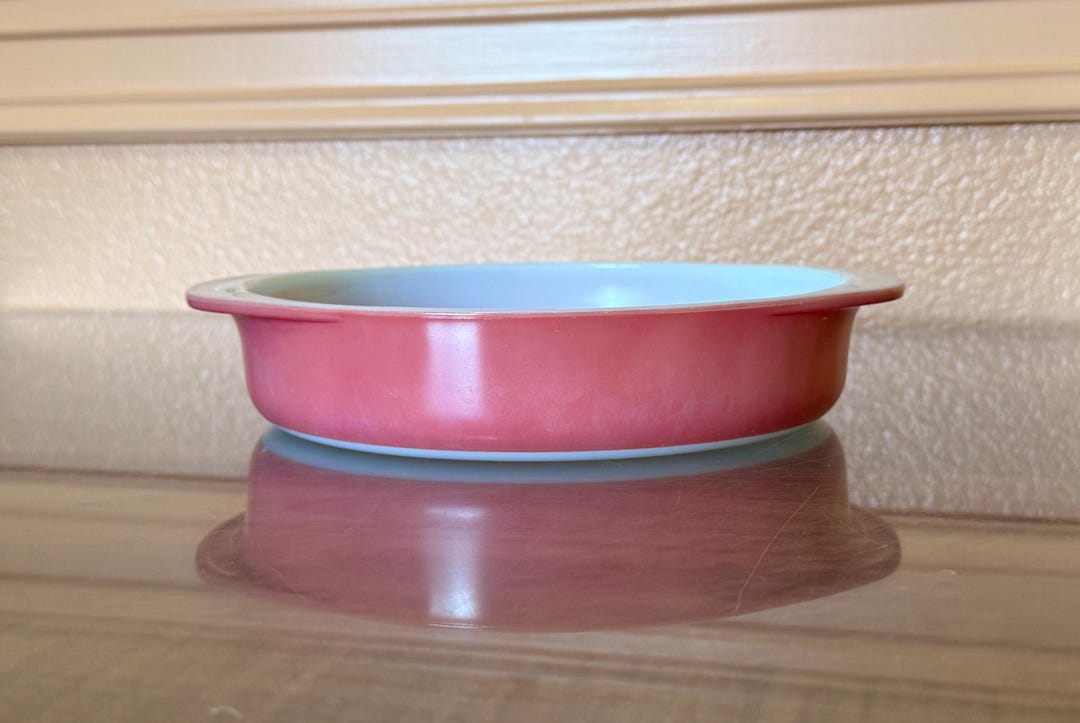 Vintage Pyrex Round 8" Cake Pan 221 Flamingo Pink - Etsy