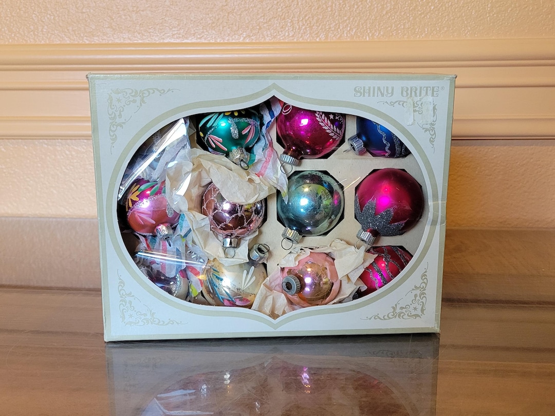 Vintage Shiny Brite Box With Ornaments - Etsy