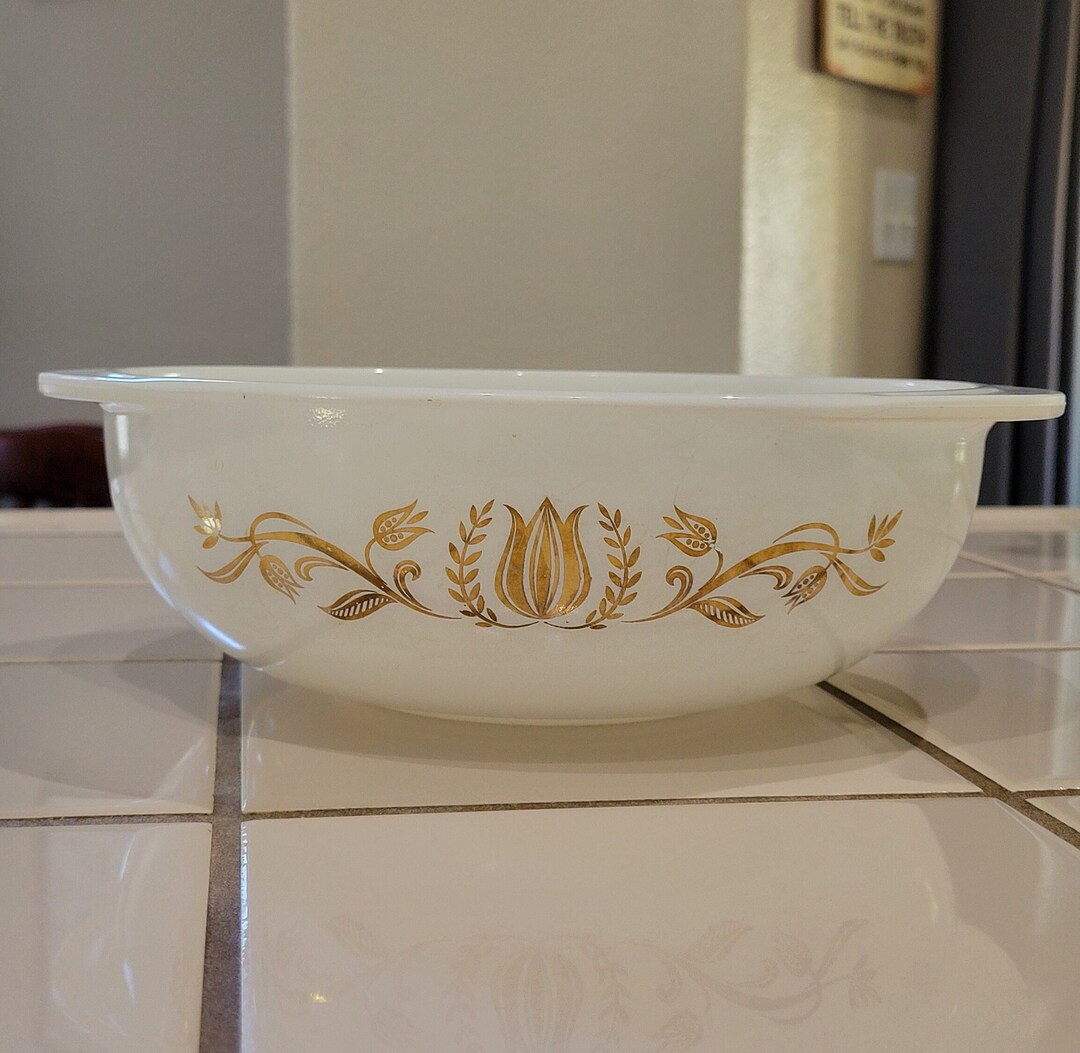 Pyrex Golden Tulip Casserole Dish 024 Promotional Item - Etsy