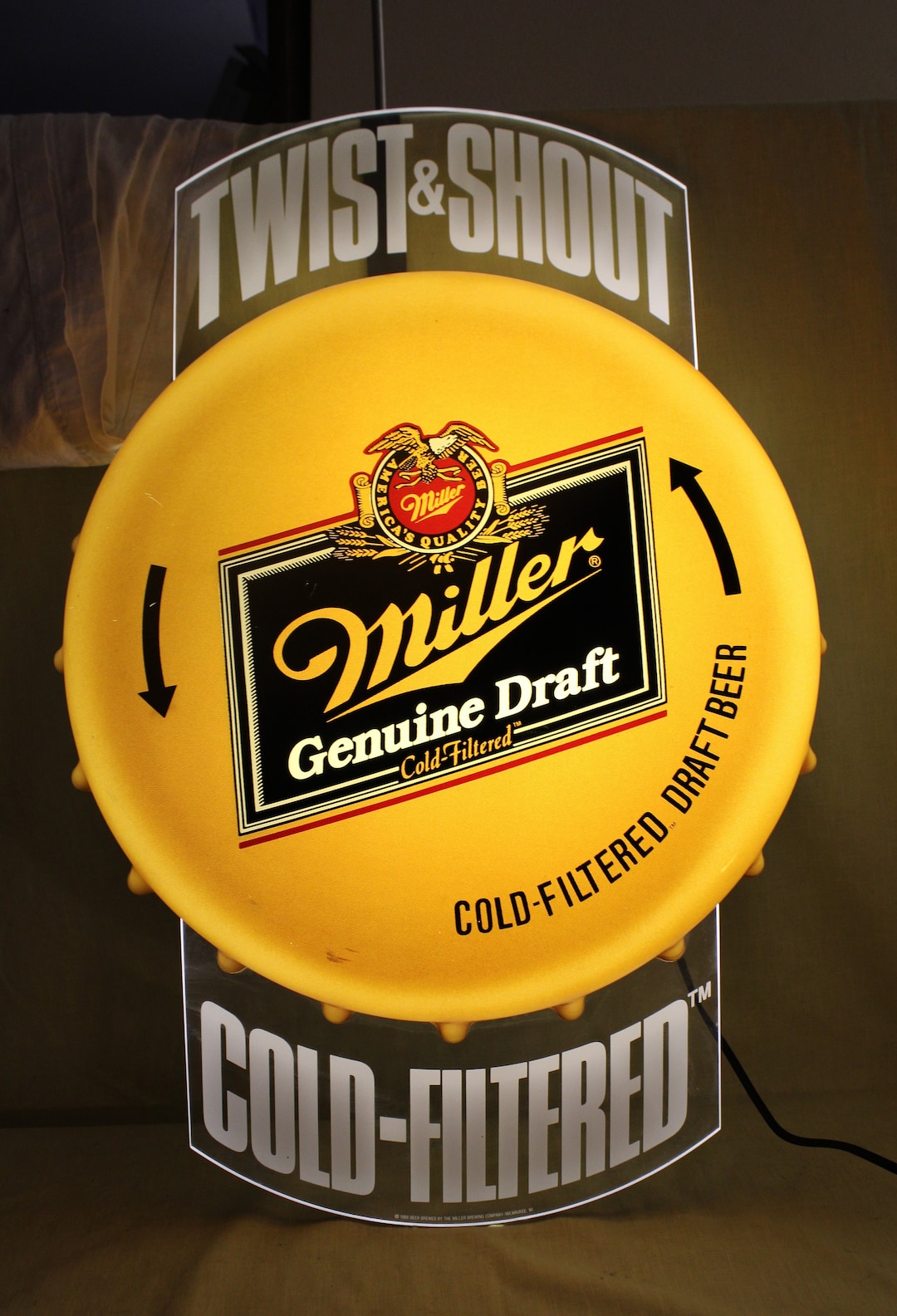 1988 Miller Genuine Draft Beer Bottle Cap Twist & Shout Cold Filtered ...