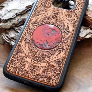 Mars Planet Wood Phone Case – Hand-painted / Engraved Cosmic Art for ...