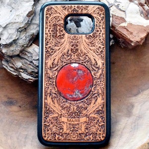 Mars Planet Wood Phone Case – Hand-painted / Engraved Cosmic Art for ...