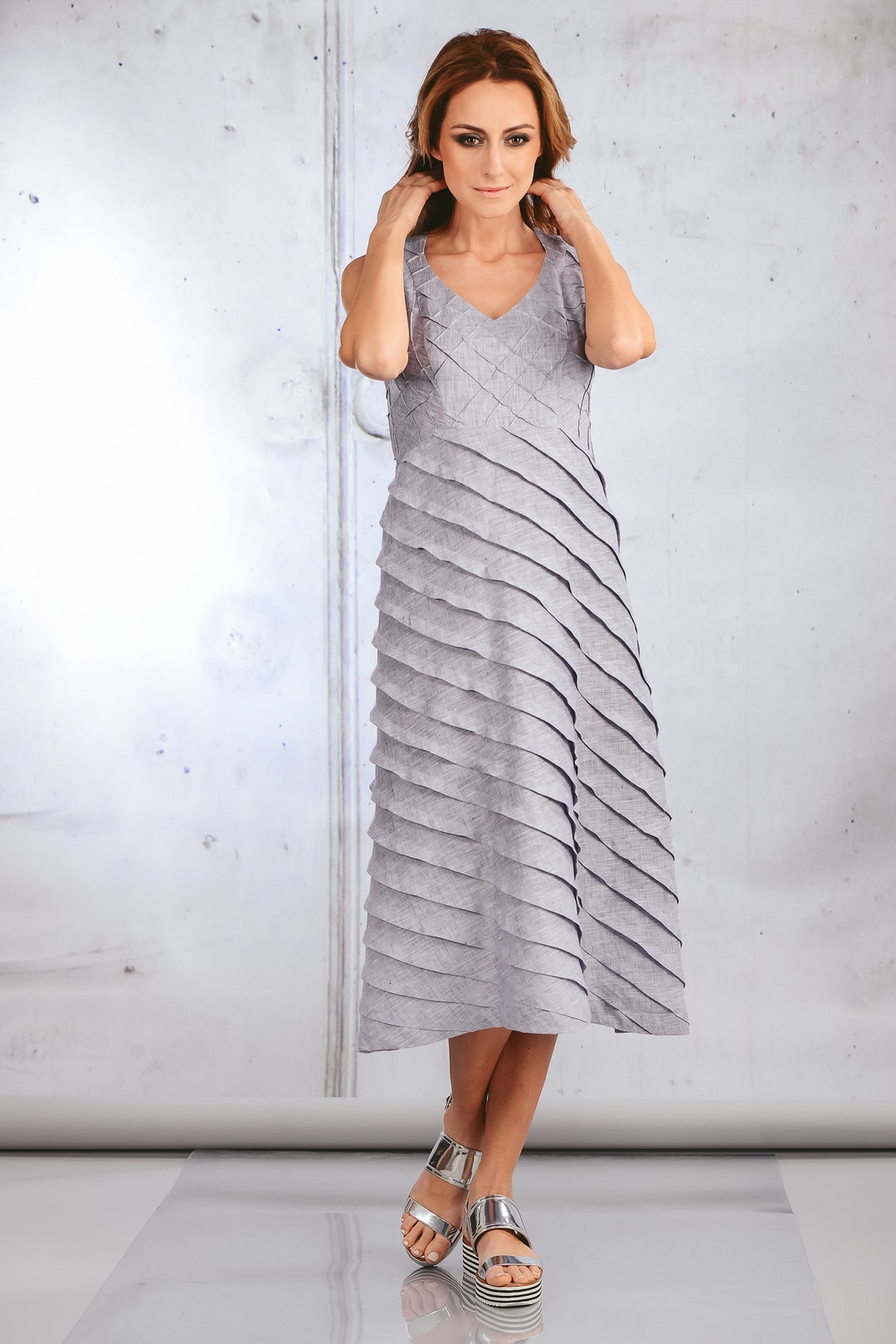 Minimalist Wedding Dress - Simple Bridal Gown - Modern Wedding Dress ...