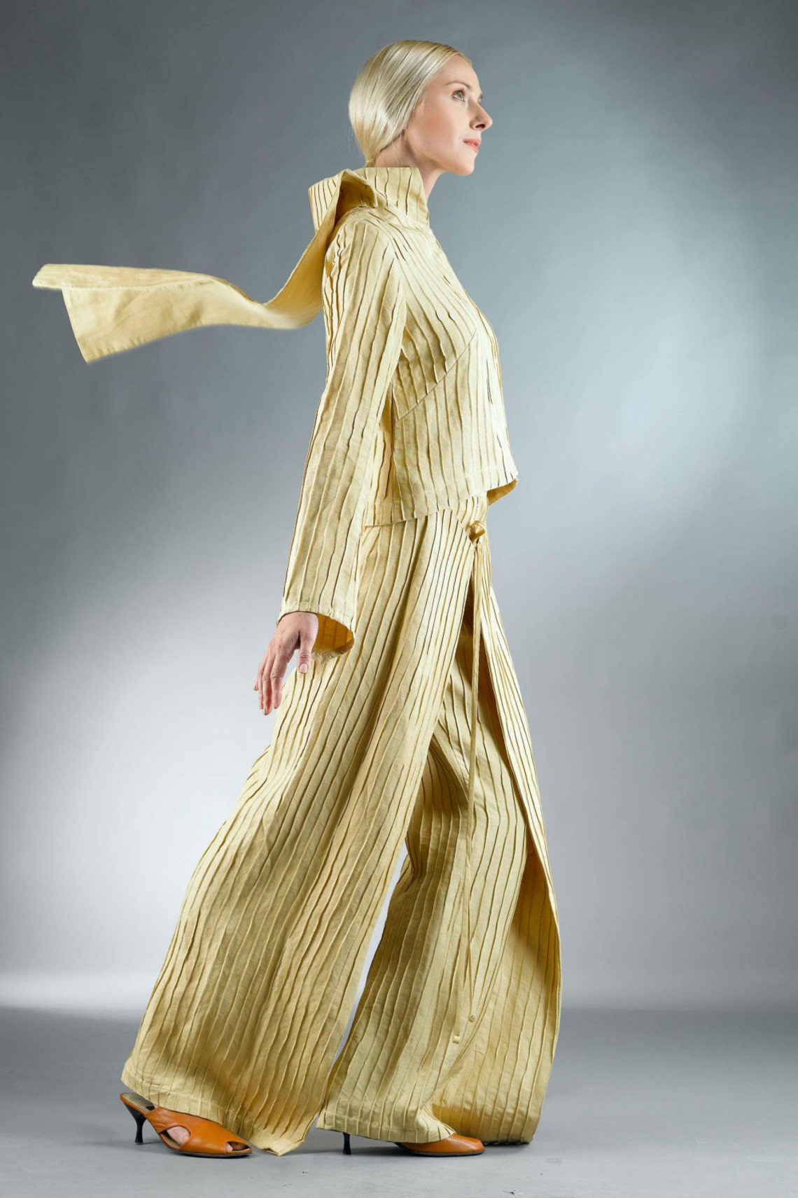 Yellow Linen Jacket. Unique, Modern, Natural and Inspiring. - Etsy