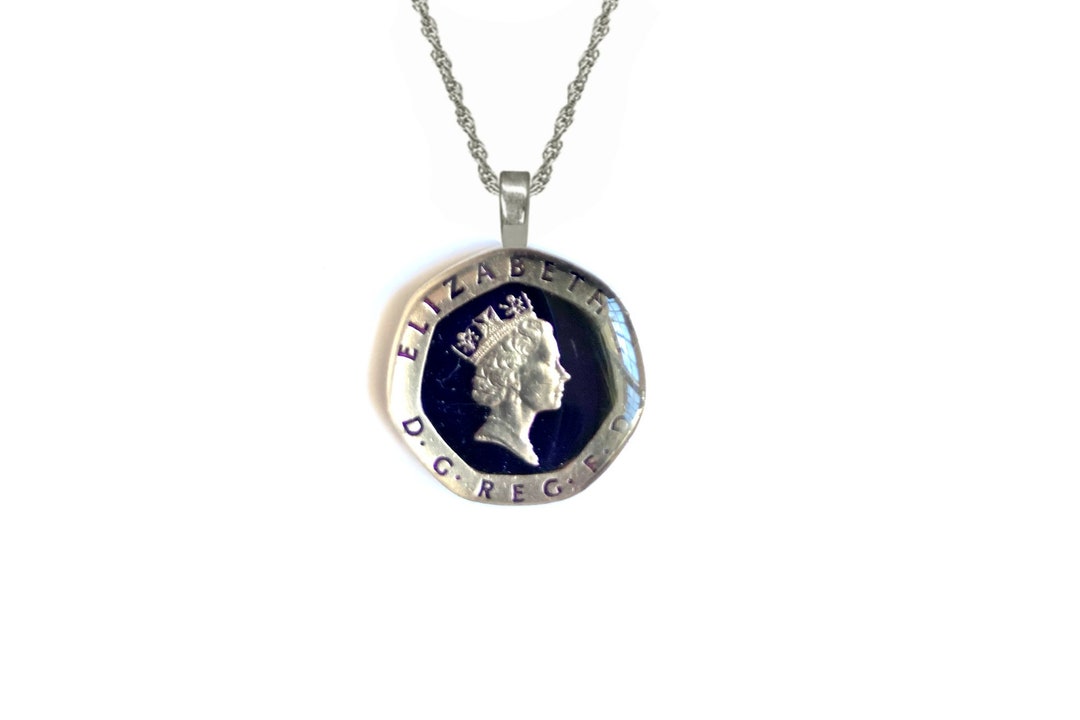 Elizabeth II British UK Pendant, Hand Enamelled, Gift for Her ...