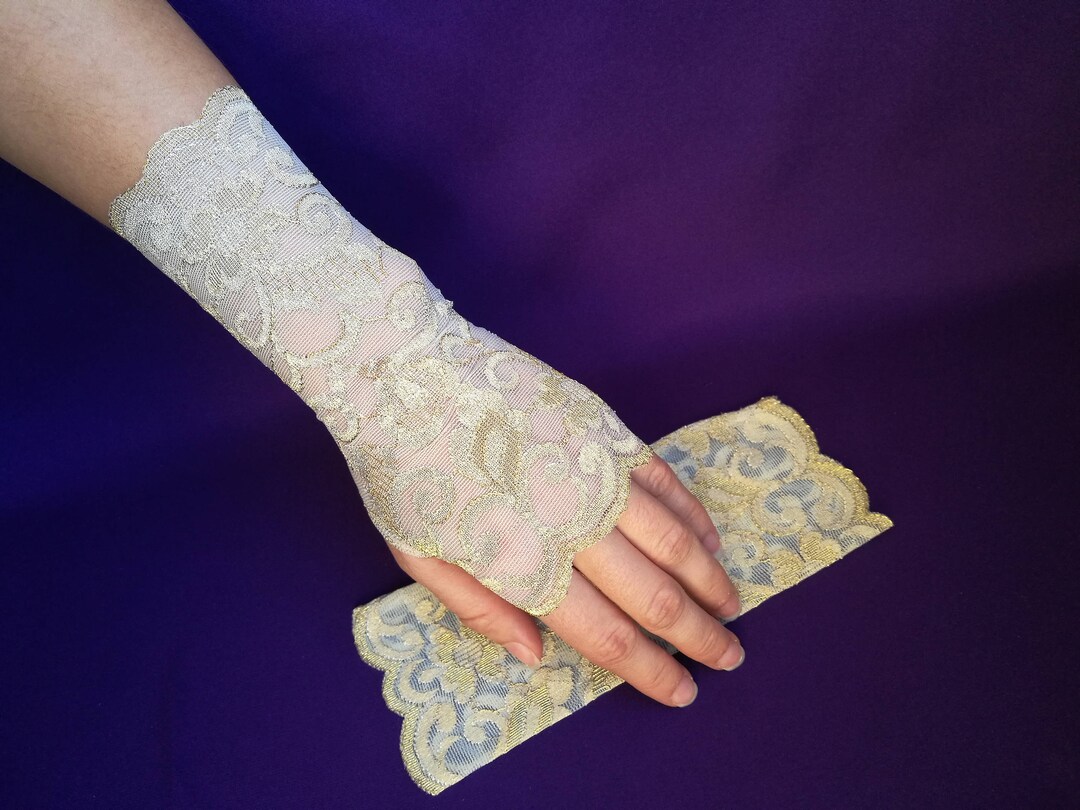 Princess Gloves, Short Mittens, Ivory and Gold Lace Fingerless Gloves ...
