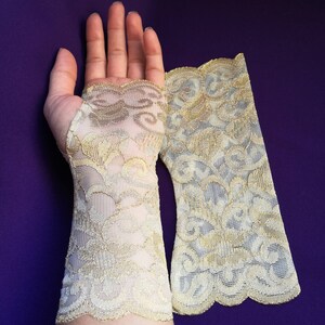 Princess Gloves, Short Mittens, Ivory and Gold Lace Fingerless Gloves ...