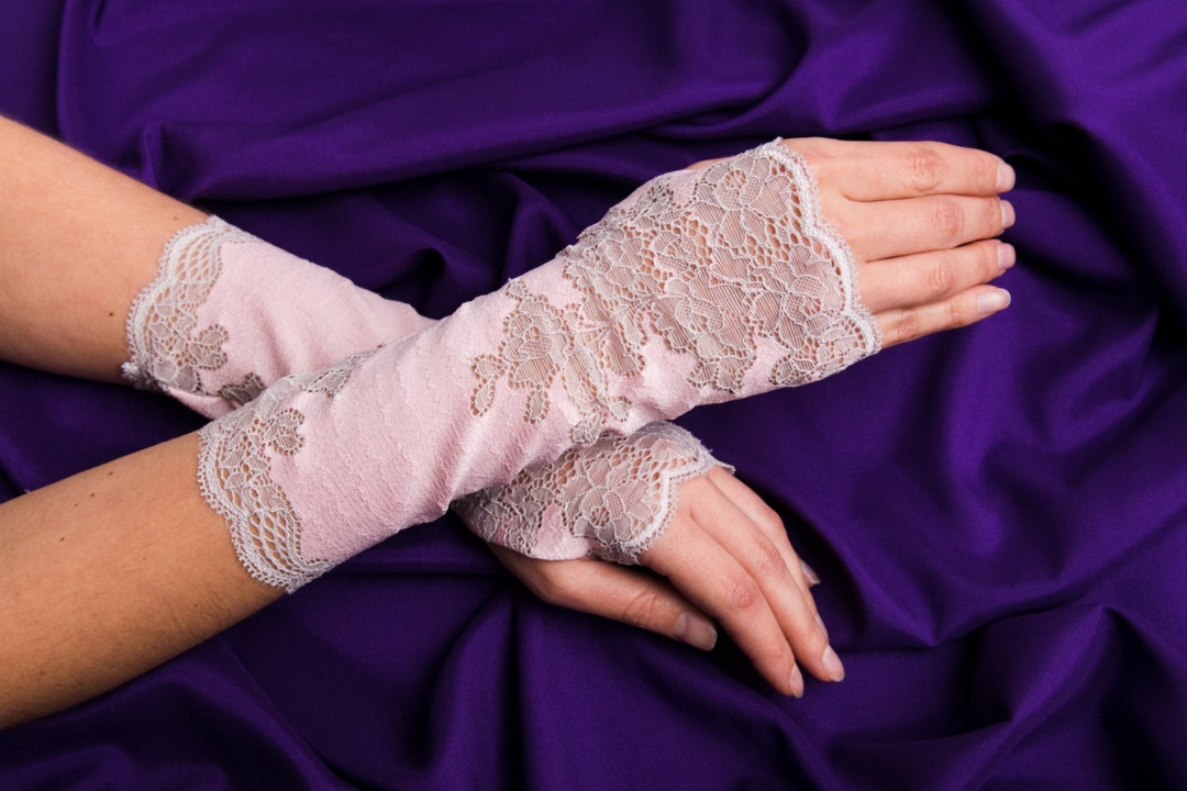 Rose Lace Fingerless Gloves: Romantic Victorian Steampunk Mittens - Etsy