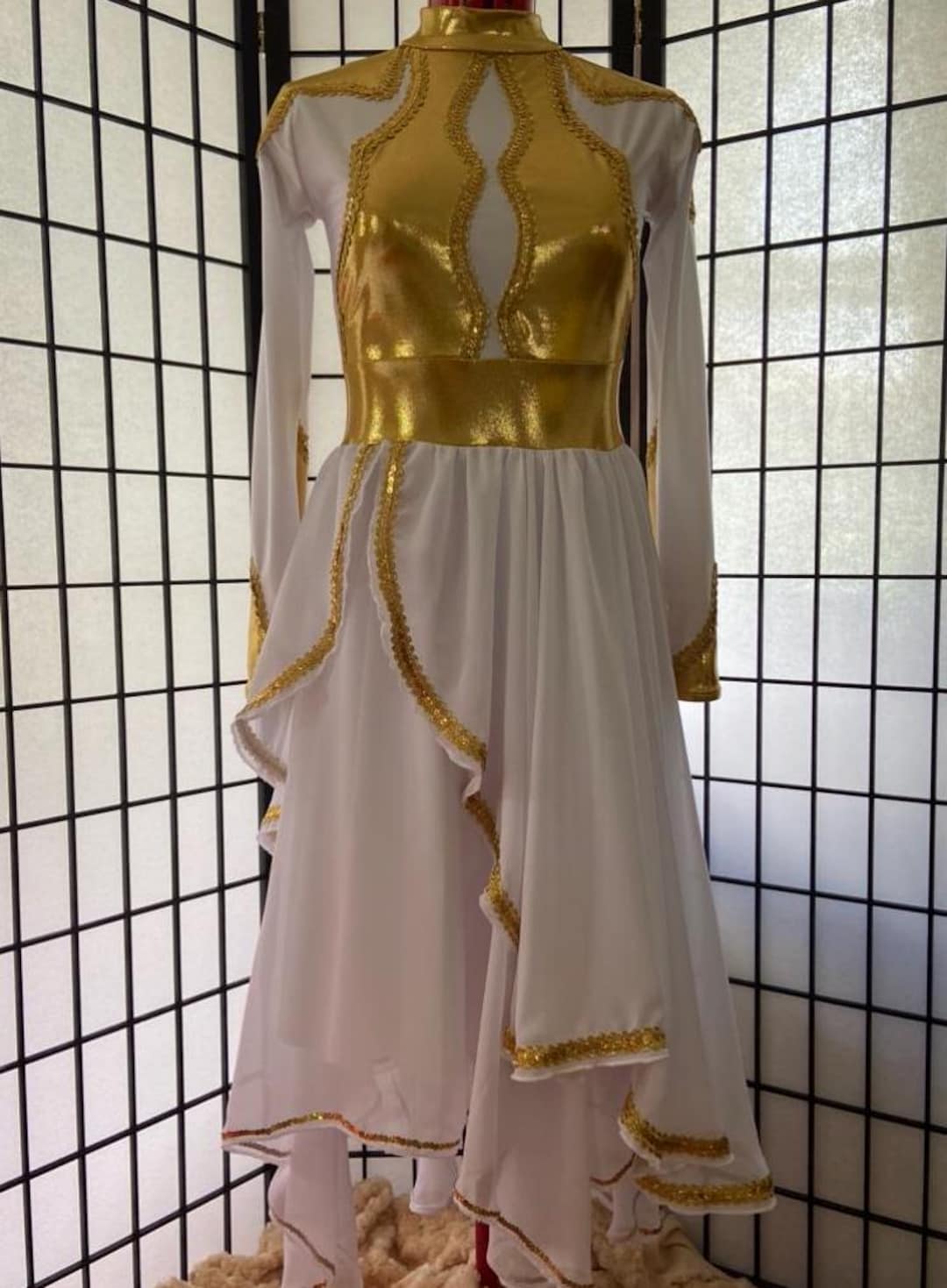 Embrace the “glory “ Within | Praise Garment | Worship Garment ...
