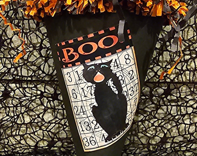 Vintage Style Halloween Tussie Mussie Cone Ornament: Retro Halloween ...