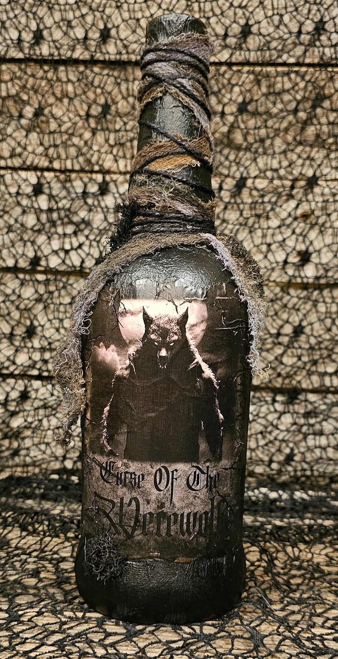 Spooky Halloween Potion Bottle, Scary Halloween, Creepy Halloween ...