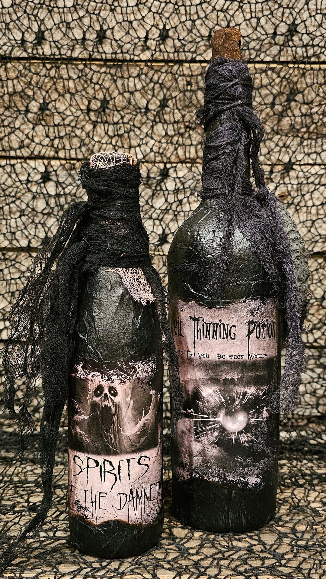 Halloween Potion Bottles, Scary Halloween, Creepy Halloween, Spooky ...