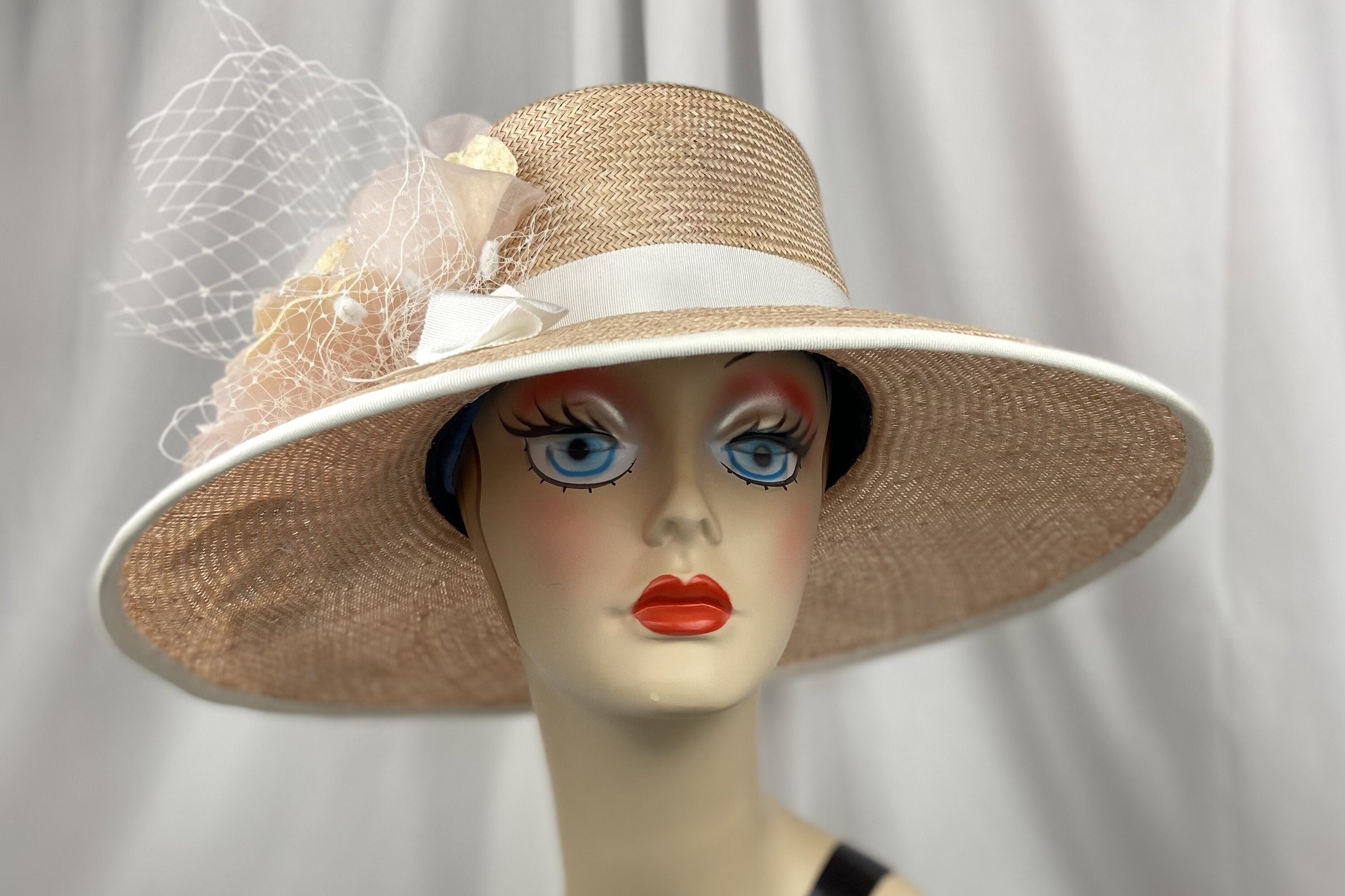 Parasisal Straw Hat, 1940s Style, Peach and White, Spring ,summer ...