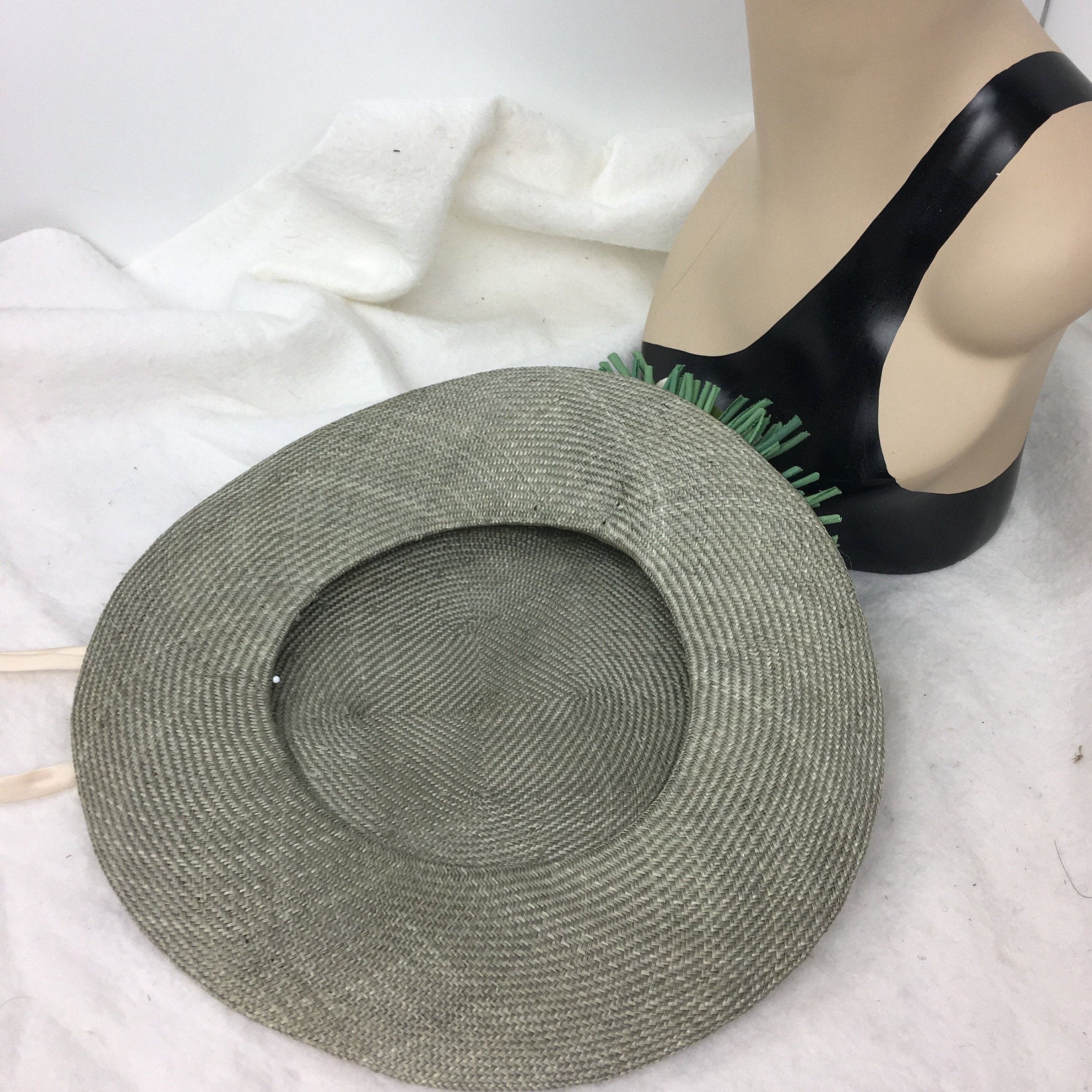 Parasisal Straw Travel/Collapsible Folding Hat Woman's Sage Green ...