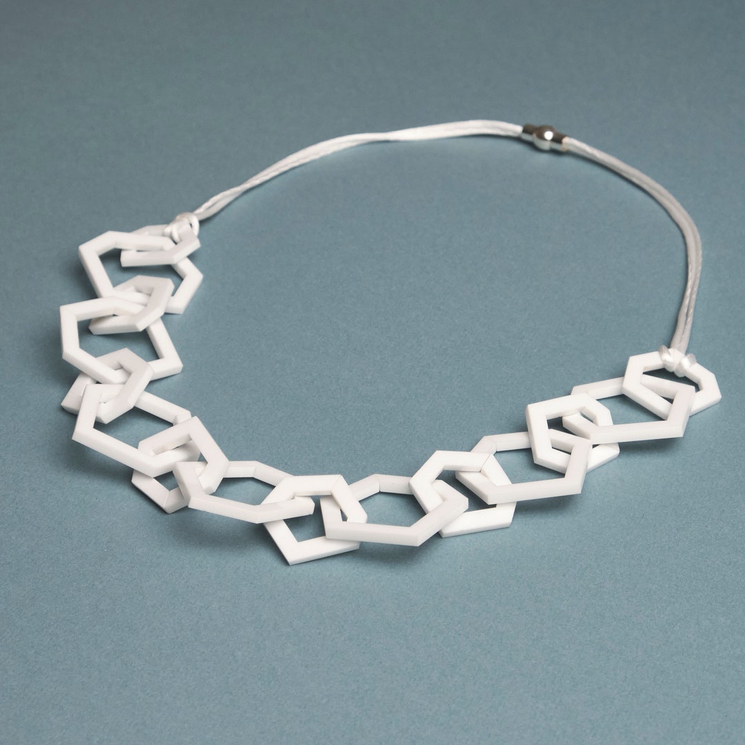 White Modern Geometric Chain Link Acrylic Necklace. - Etsy