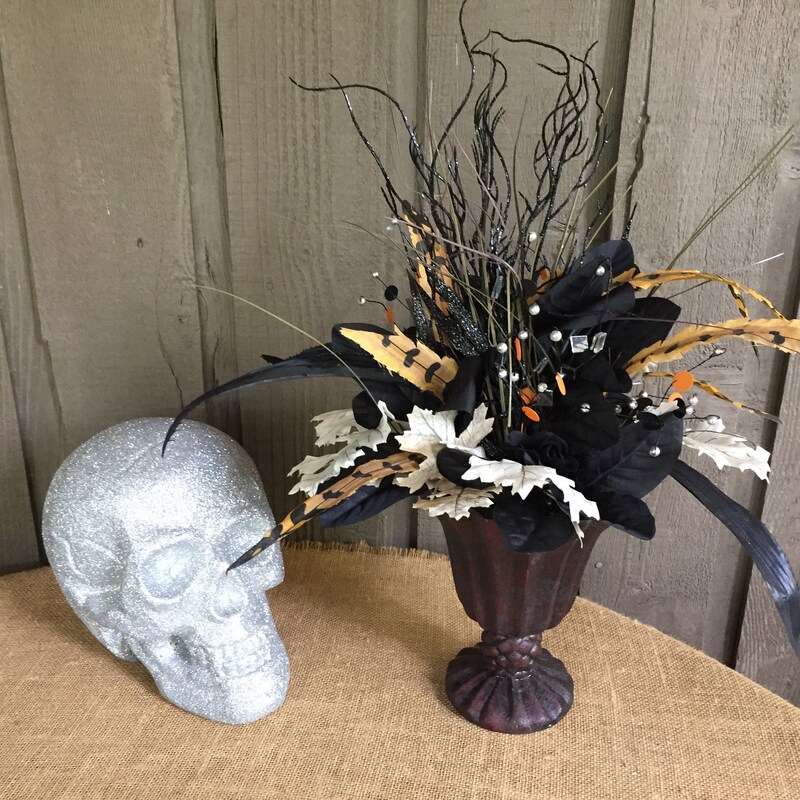 Spooky Centerpiece - Etsy