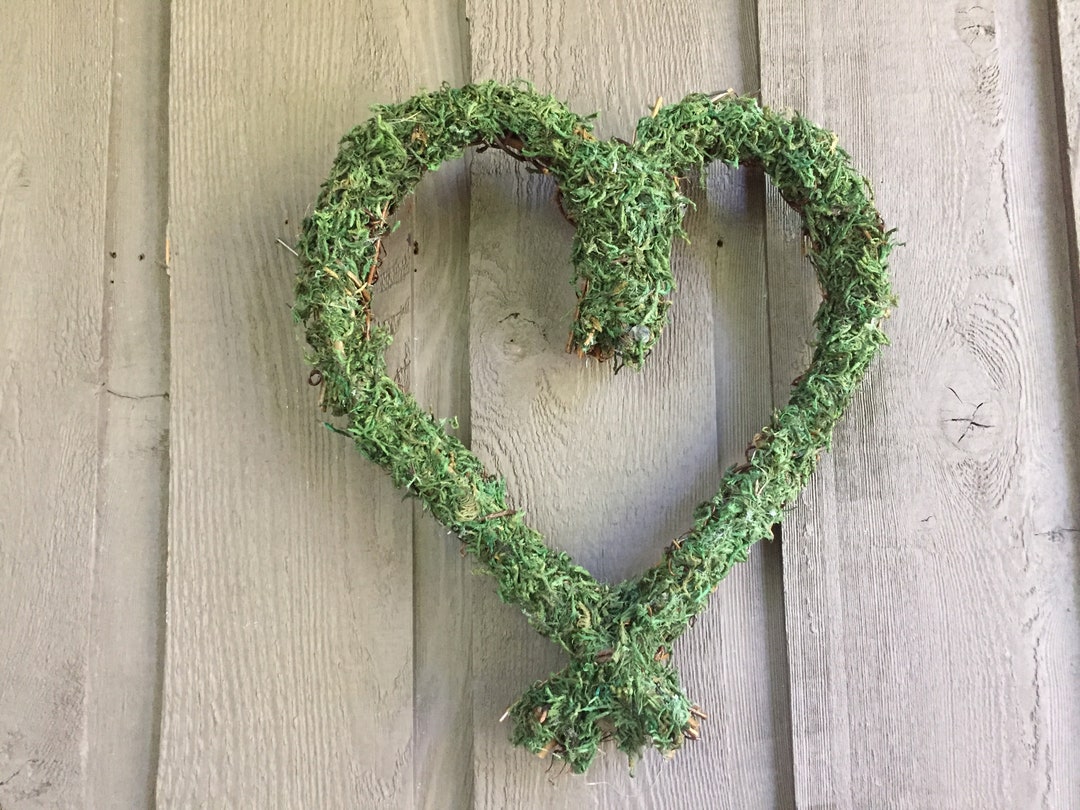 Moss Heart/ Heart Shaped Grapevine Wreath/ Moss Wreath/ Moss Heart ...