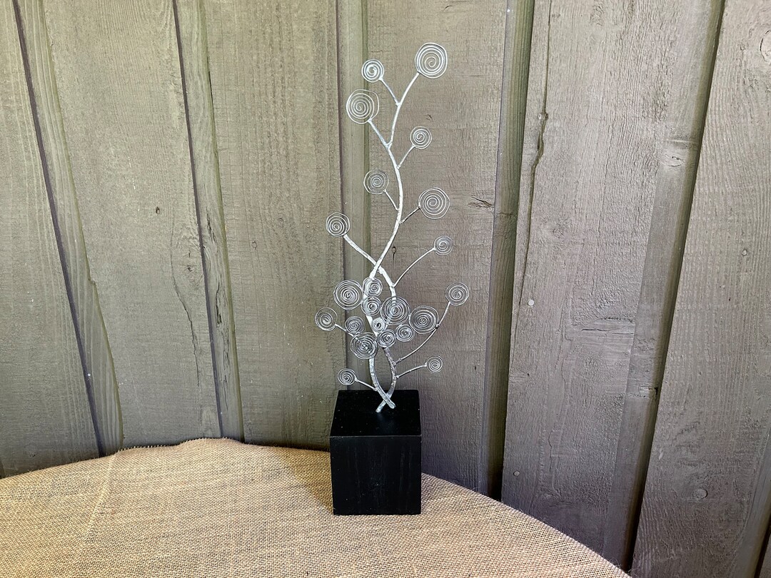 Vintage Modern Metal Scroll Display Photo or Note Holder Modern Art ...