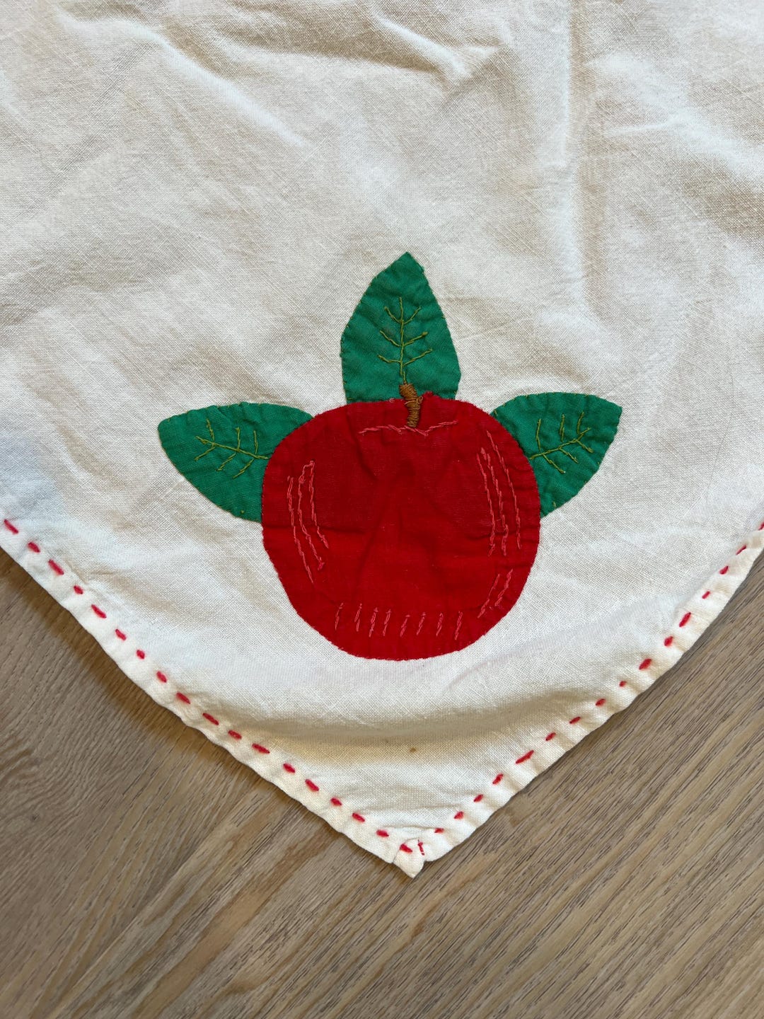 Vintage Hand Sewn Apple Tablecloth, 28" X 31" - Etsy