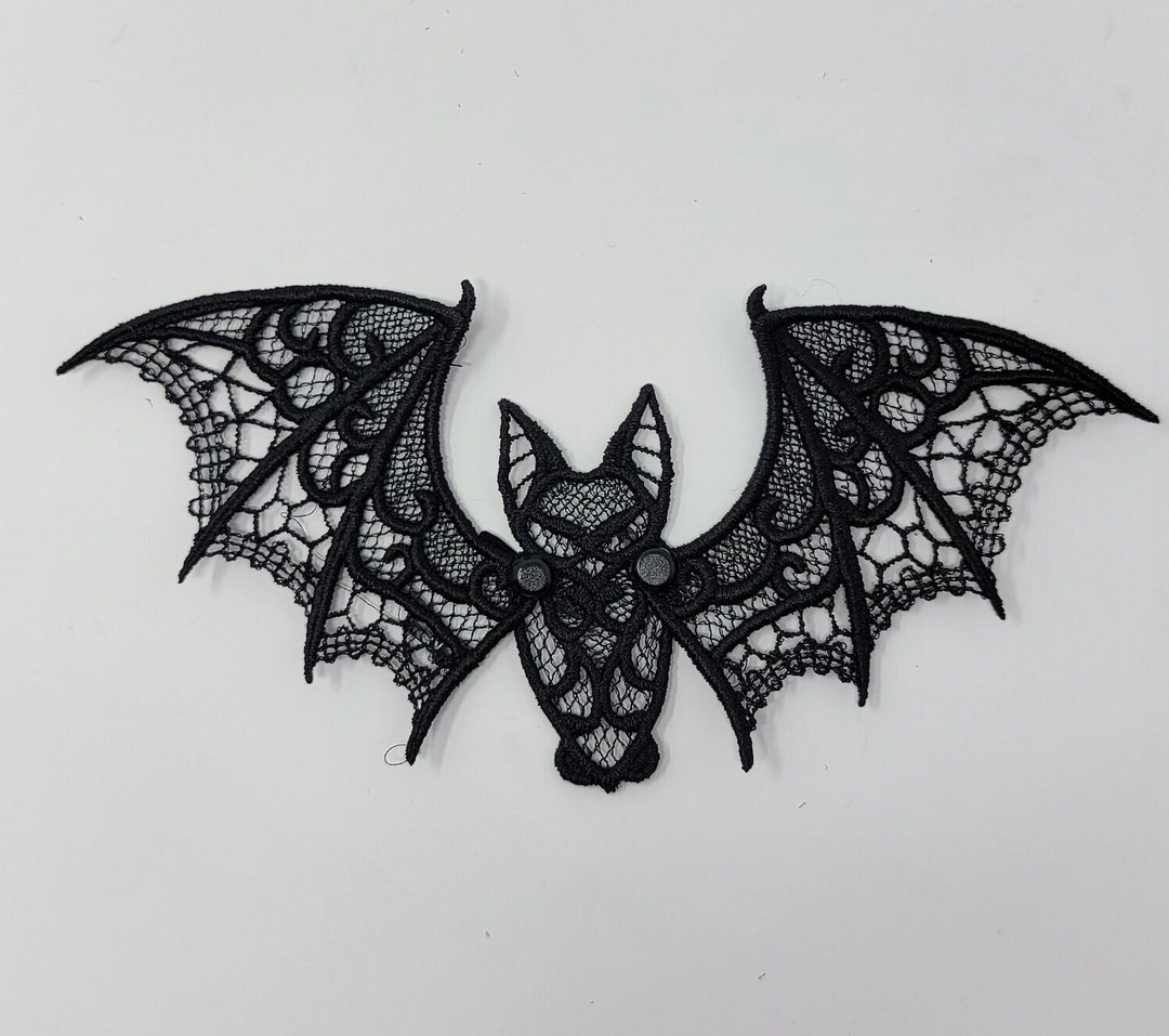Gothic Lace Bat Applique: Freestanding Embroidered Halloween Decor - Etsy